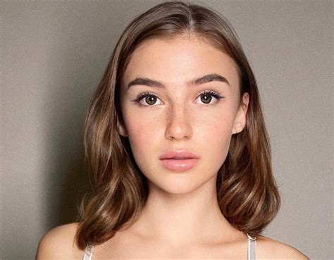 Free Download Olivia Casta Bio Age Height Wiki Models Biography