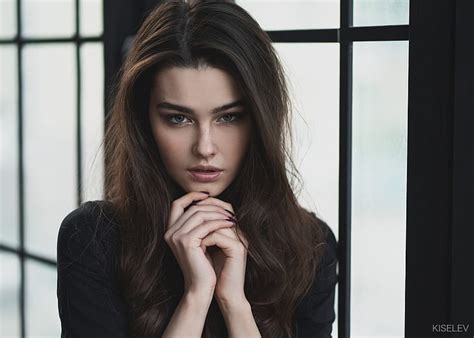 Hd Wallpaper Women Model Brunette Long Hair Looking At Viewer