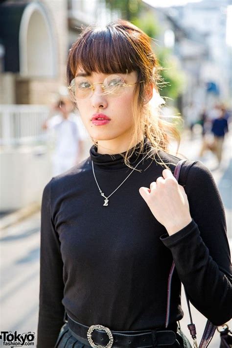 Harajuku Girl In Hakusan Megane Glasses Turtleneck Coach Bag Vintage