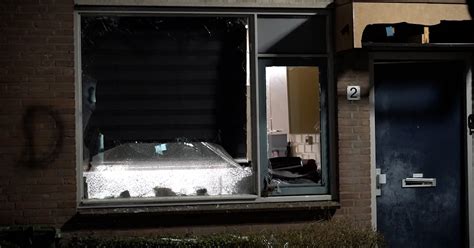 Veel Schade Na Explosie Bij Rotterdamse Woning