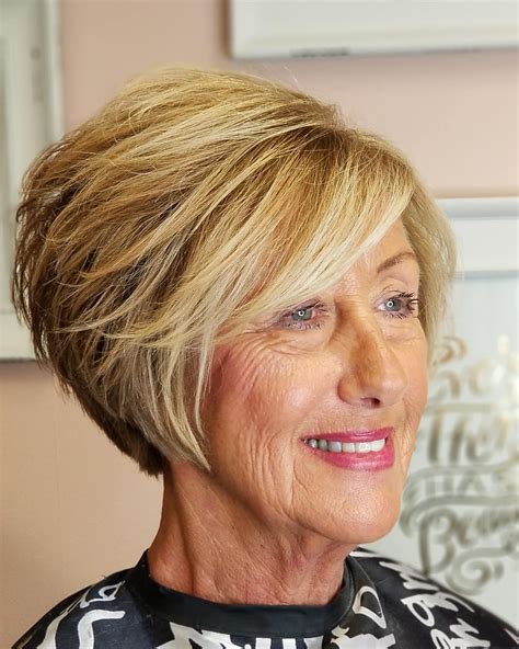 Bob Haarschnitte Für Frauen über 60 In 2021 2022 – Frisuren Ideen Und