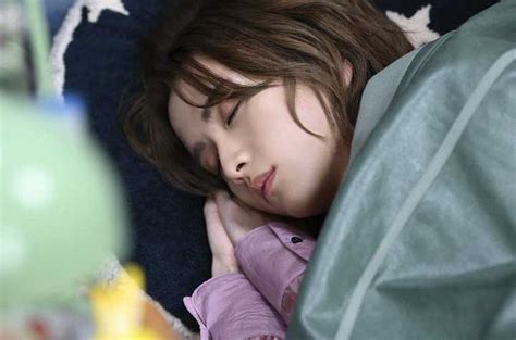【写真 7 13枚】読売テレビ提供 カラフラブル：第2話 “和子”吉川愛、“周”板垣李光人とお試しで付き合うことに Mantanweb
