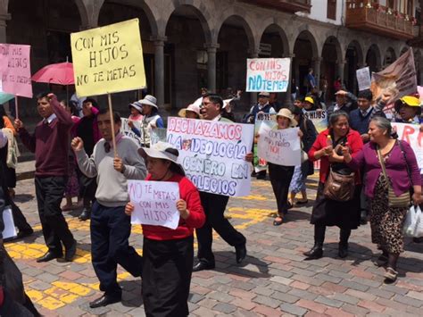 peru´s cities and the chambers of congress have been shaken over the