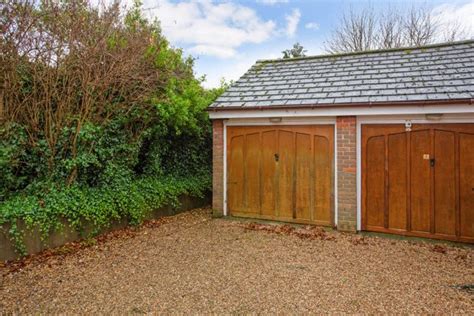 London Road Hertford Heath Sg13 3 Bedroom Detached House For Sale