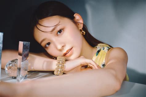 俳優・久間田琳加「自分でも感情が制御できなかった」主演作で感じた新しい感覚 With Digital（講談社）