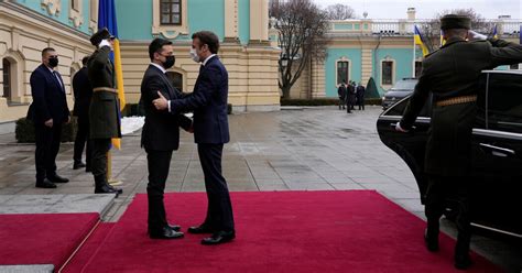 In A Call With Putin Macron Pursues A Diplomatic Solution In Ukraine