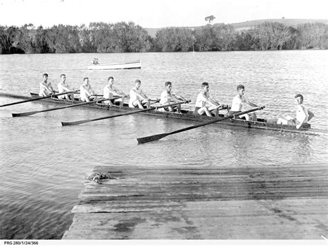 Murray Bridge Eight Oar Crew • Photograph • State Library Of South