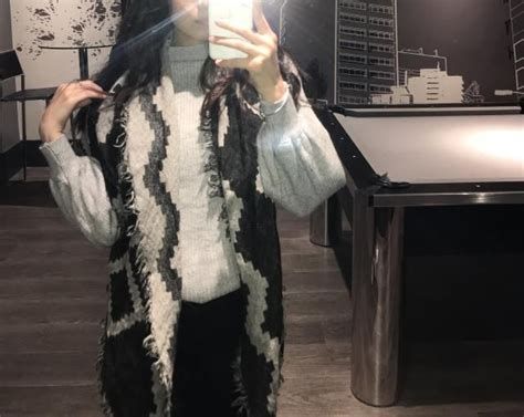 [36 Off] 2019 Slit Oversized Turtleneck Sweater In Red One Size Zaful