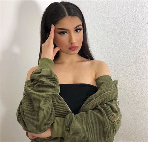 Baddie Baddies Goal Babes Babe Ig And Khaki Green Image 6291839 On