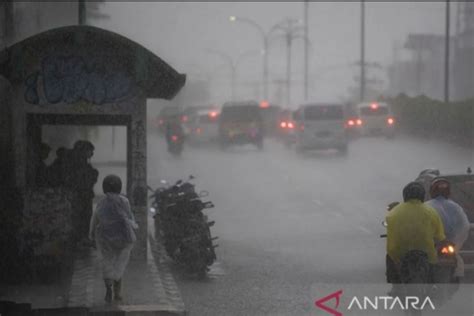 Bmkg Peringatkan Potensi Hujan Di Sejumlah Wilayah Indonesia Antara News