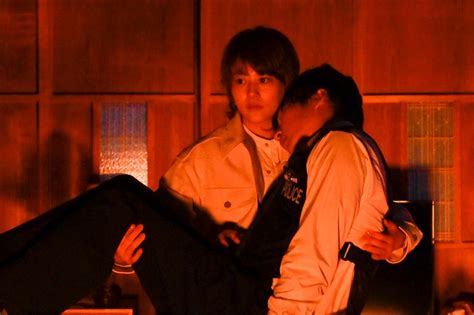 「unknown」初回 高畑充希、田中圭をお姫様抱っこ＆“20秒超え”濃厚キスに反響「映画のワンシーンみたい」「情熱的」 モデルプレス