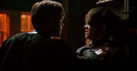 Blog De Klau Titans Novo EpisÓdio Revela O Visual Do BatmÓvel E Da