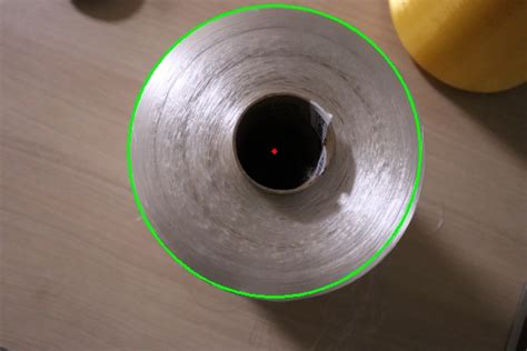 opencv detect circle from an image and crop the detected roi python