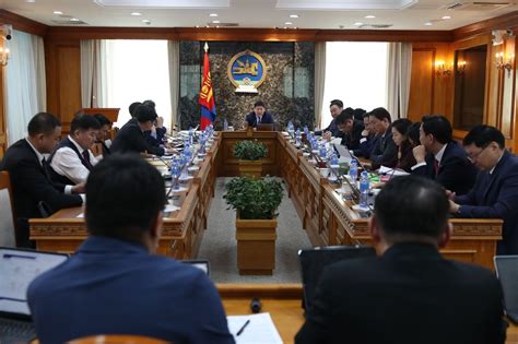 Монгол Улсын Үндсэн хуульд оруулах өөрчлөлтийн төслийг хэлэлцээд УИХ д