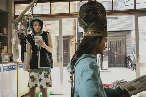 【写真】連続ドラマ「パリピ孔明」第3話の一場面（c）フジテレビ Mantanweb（まんたんウェブ）