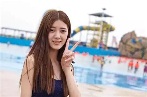 史上最小比基尼大赛 一根绳子最小比基尼 随意云