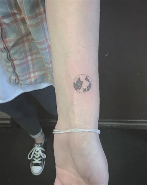 27 Of The Best Wrist Tattoos For People Who Love Traveling Yourtango