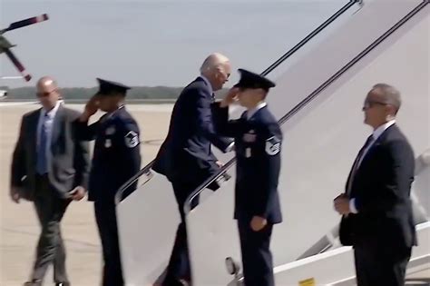 Us President Biden Nearly Stumbles While Boarding Air Force One