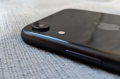 Removing Sim Card On Iphone Xr Step By Step Instructions Citizenside