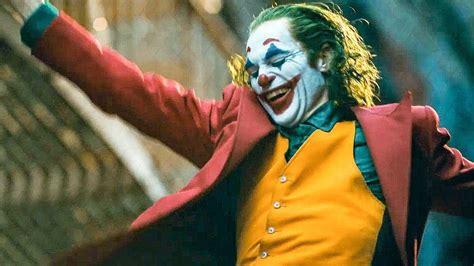 Stairs Dancing Scene Joker 2019 Clip Youtube