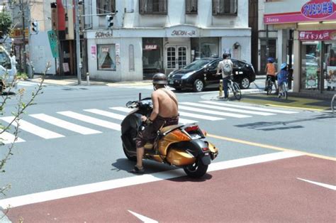 裸のバイク乗り。 山形魂