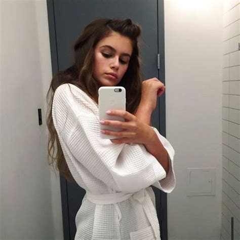 50 Cute Selfie Poses For Girls Ideas And Tips