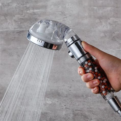 How To Take A Shower Properly Showering The Right Way Dos And Donts