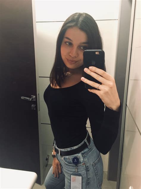 Jadellow Mirror Selfie Poses Mirror Photography Mirro