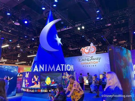 You Wont Believe The Crowds At Disneys Biggest Fan Event Of The Year