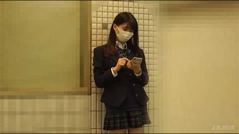 【実録 電車痴漢映像 ＃012】ミニスカートの制服jkに勃起チンポ挿入＆生中出し【神回】 シコペディア