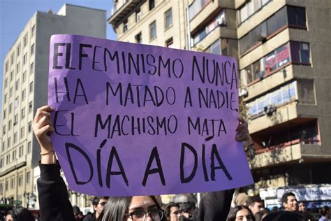 AsÍ Fue La Marcha Del Movimiento Feminista Por Una EducaciÓn No Sexista