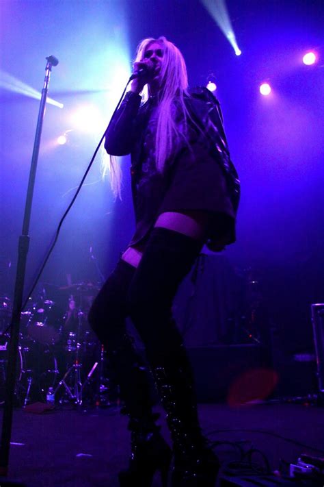 Taylor Momsen Flashing Her Panties On Stage In Montreal Porn Pictures