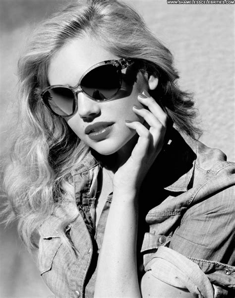 Kate Upton Black And White Celebrity Babe Posing Hot Usa Black Nude