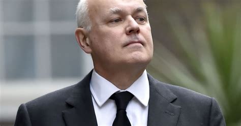 iain duncan smith holds on to his seat despite labour