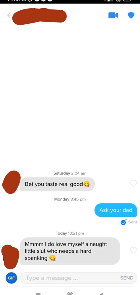 I Have So Many Screenshots From Tinder Convos Its Embarrassing 😅 R