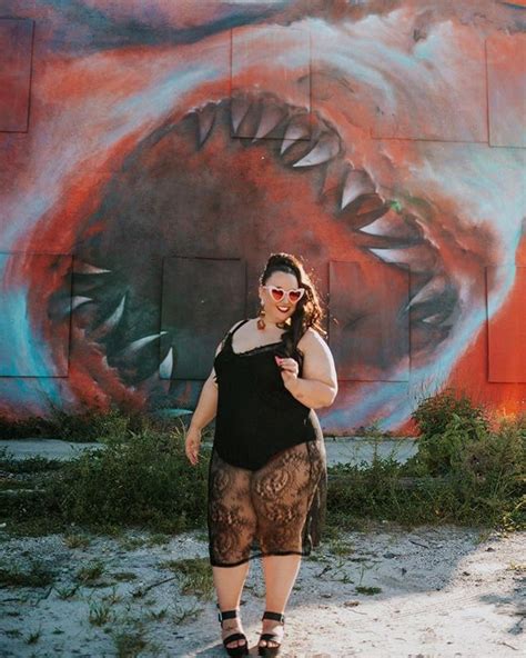 37 Plus Size Influencers To Follow For The Ultimate Fall Fashion Inspo