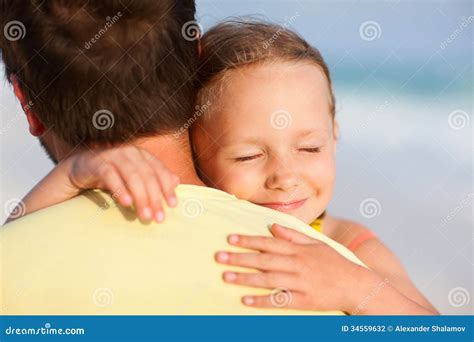 Vater Und Tochter Stockfoto Bild Von Spielerisch Zwei 34559632
