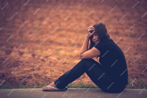 Sad Girl Alone In Love Crying