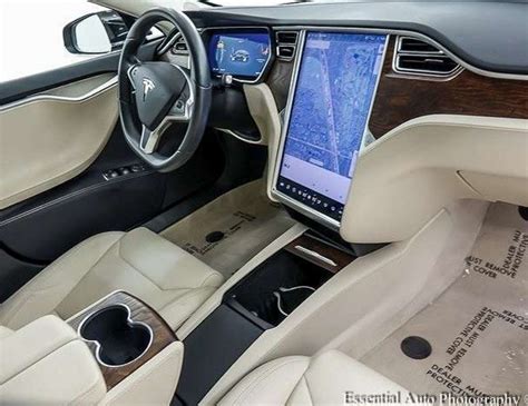 2017 Tesla Model S Interior