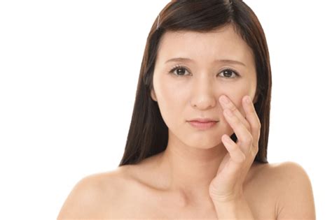 【医療従事者監修】顔にできるニキビの原因とは？種類や改善方法について解説 ニキビ、ニキビ跡、赤ら顔の改善なら渋谷美容外科クリニック