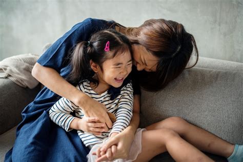Premium Photo Japanese Mother And Daughter
