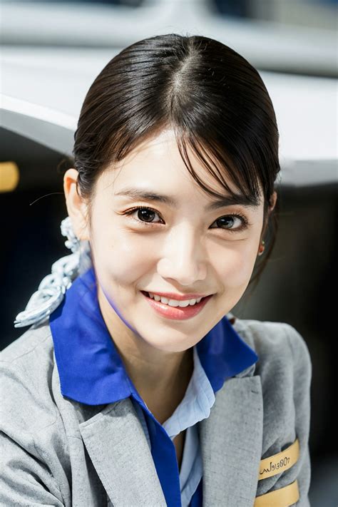 噂の美人客室乗務員さん 2 Chichi Pui（ちちぷい）aiグラビア・aiフォト専用の投稿＆生成サイト
