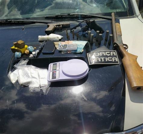 Armas De Fogo E Drogas São Apreendidas Dentro De Residência No Interior