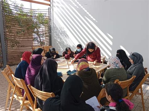 «القومي للمرأة بدمياط ينظم ورش حول عمل السجاد والفساتين صور بوابة