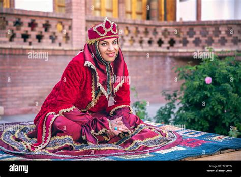 Traditional Persian Women Clothing