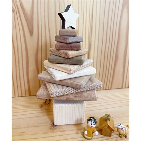 受付終了 10種類の材でできた「クリスマスツリー」を作ろう！ News And Topics 新居浜市生涯活躍のまち拠点施設 ワクリエ新居浜
