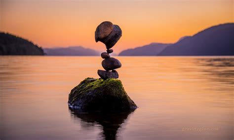 Artist Creates Impossible Towers Of Balanced Rocks To Meditate Bored