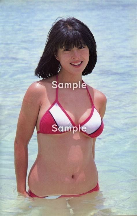 【未使用】b2 サイズ【 河合奈保子 】 1 等身大 風 大判 ポスター 【即日発送！】判 L 写真 A1 344の落札情報詳細 ヤフオク