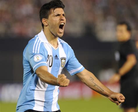 En Asunción Argentina Goleó A Paraguay Y Selló La Clasificación A La