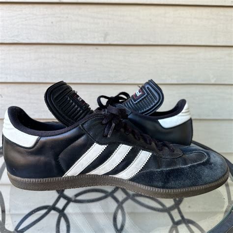 Adidas Samba Classic Indoor Soccer Shoe Gum Sole Mens Us 10 5 Black